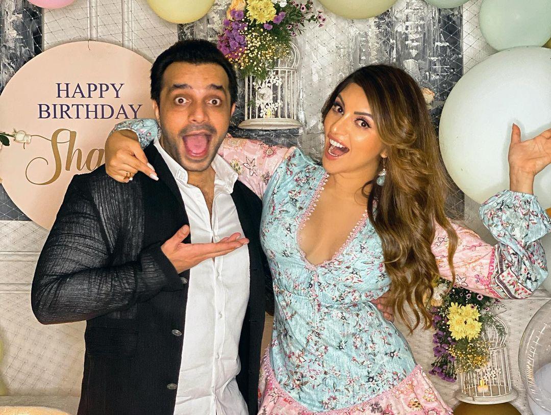 Shama Sikander : తన పుట్టినరోజు వేడుకల్లో అదరగొట్టిన నటి షామా సికందర్ ...