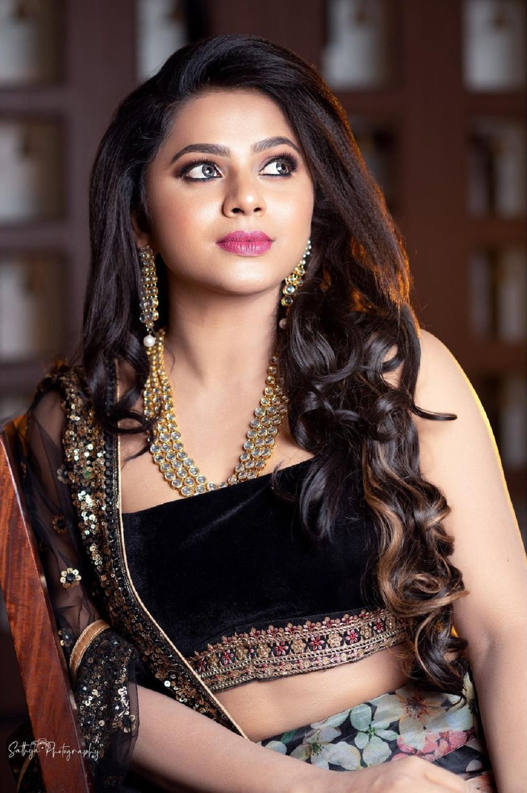 Delna Davis | కేరళా కుట్టి డెల్నా డేవీస్‌ అందాలు..-Namasthe Telangana