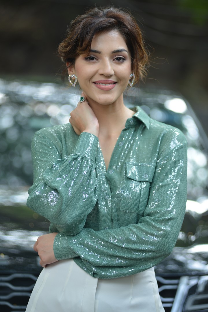 Mehreen Pirzada | మెహ్రీన్ పిర్జాదా ఇంటర్వ్యూ ఫొటోలు..-Namasthe Telangana