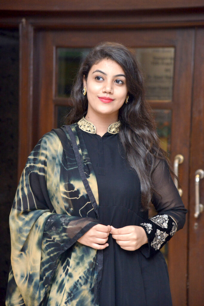 Aqsa Khan | సుమన్ టీవీ సౌత్ ఇండియన్ ఫిల్మ్ అవార్డ్స్ ఈవెంట్‌లో అక్సా ఖాన్..-Namasthe Telangana