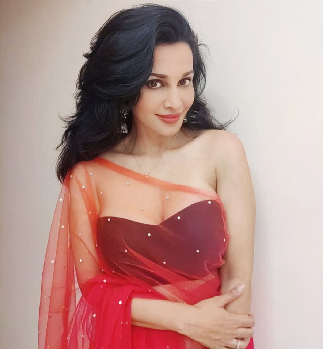 Asha Saini | అందంతో కుర్రకారు మనసులు కొల్లగొడుతున్న ఆషా సైని..-Namasthe Telangana