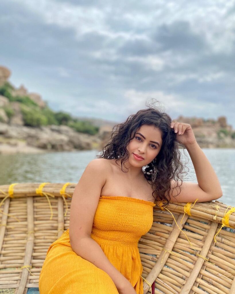 Shobhita Rana | శోభితా రాణా బ్యూటిఫుల్ ఫొటోస్..-Namasthe Telangana